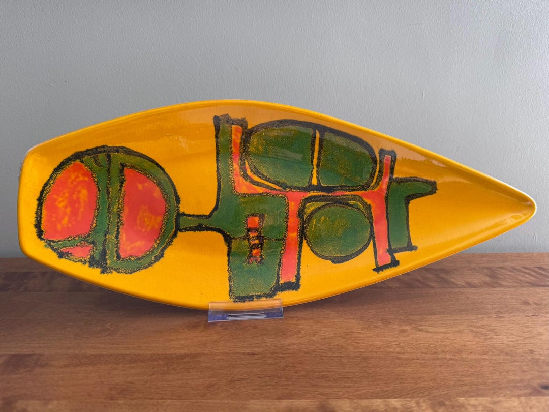 Poole Pottery Delphis Dish – Shape 82 by Carol Cutler – Spear-shaped ...
