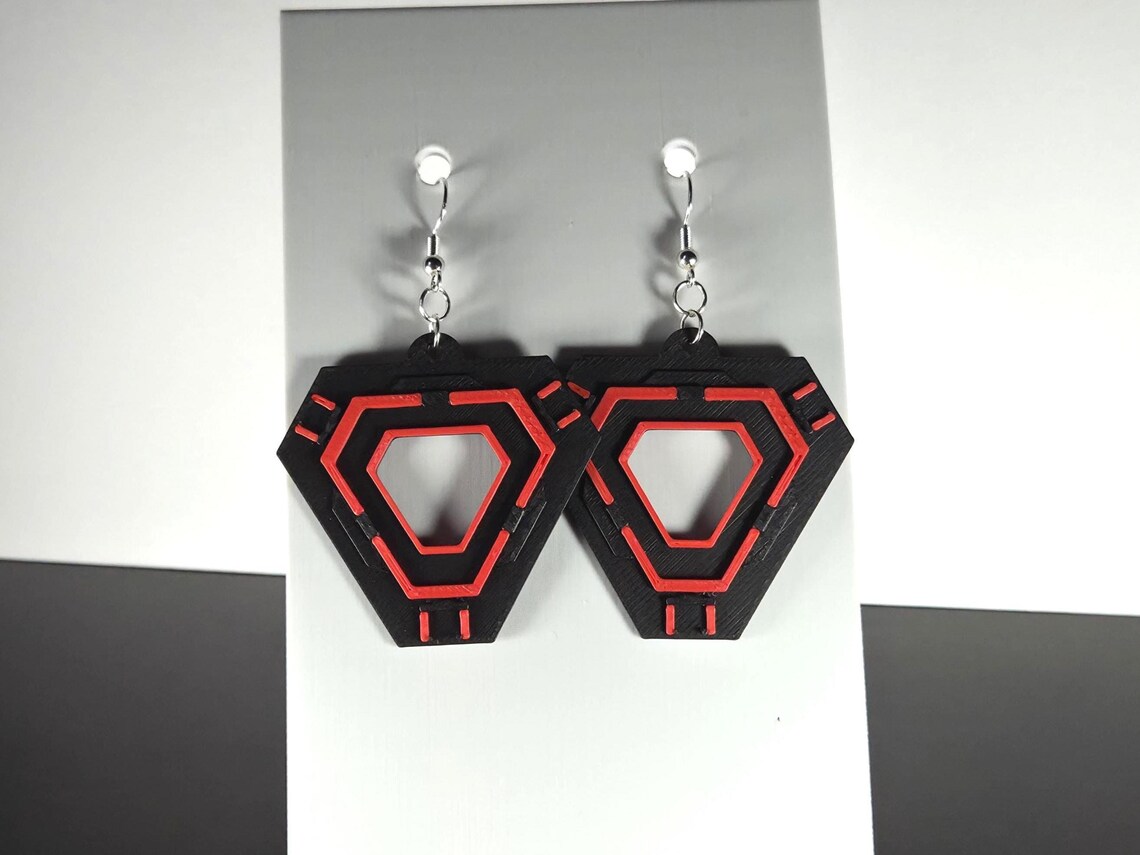 Tron Ares Inspired Triangle Earrings and Pendent: 3D Printed Sci-fi ...