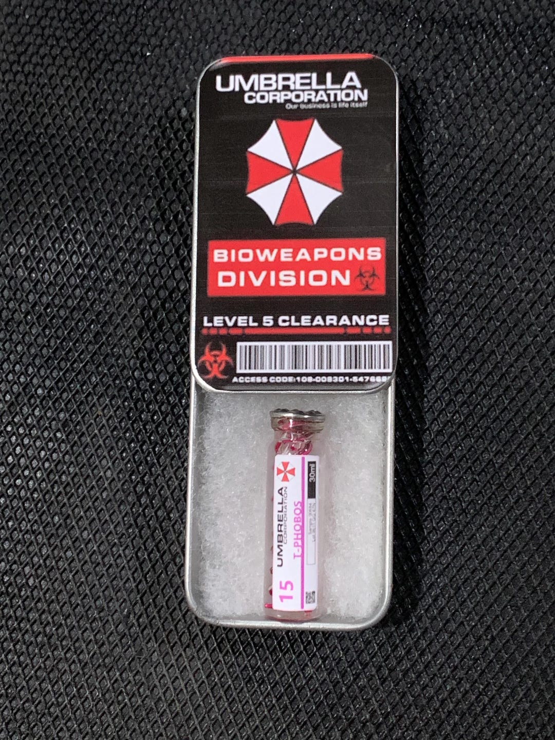 Resident Evil Revelations - T-PHOBOS VIRUS Vial - Mini Replica - Metal ...