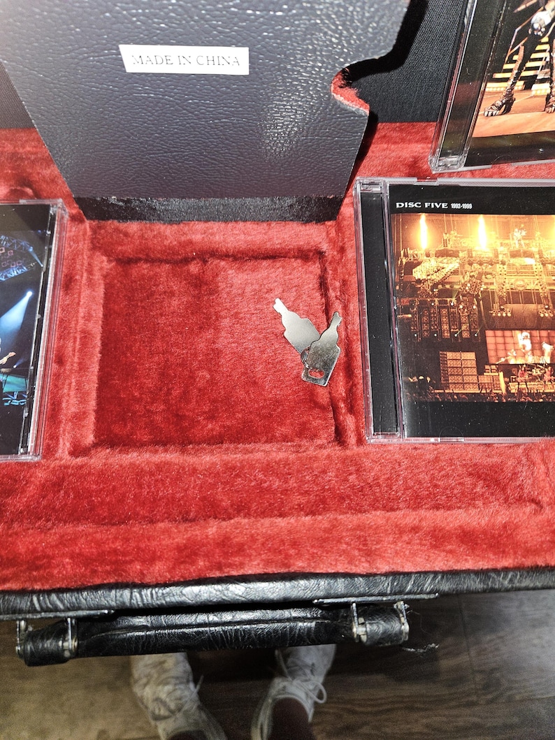 Limited Edition KISS the Box Set Released in 2001. - Etsy