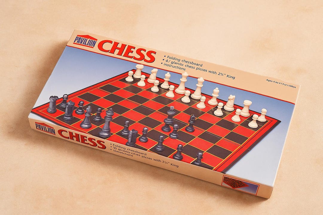 Vintage Pavilion Chess Set – Folding Board, Staunton Pieces, New in ...