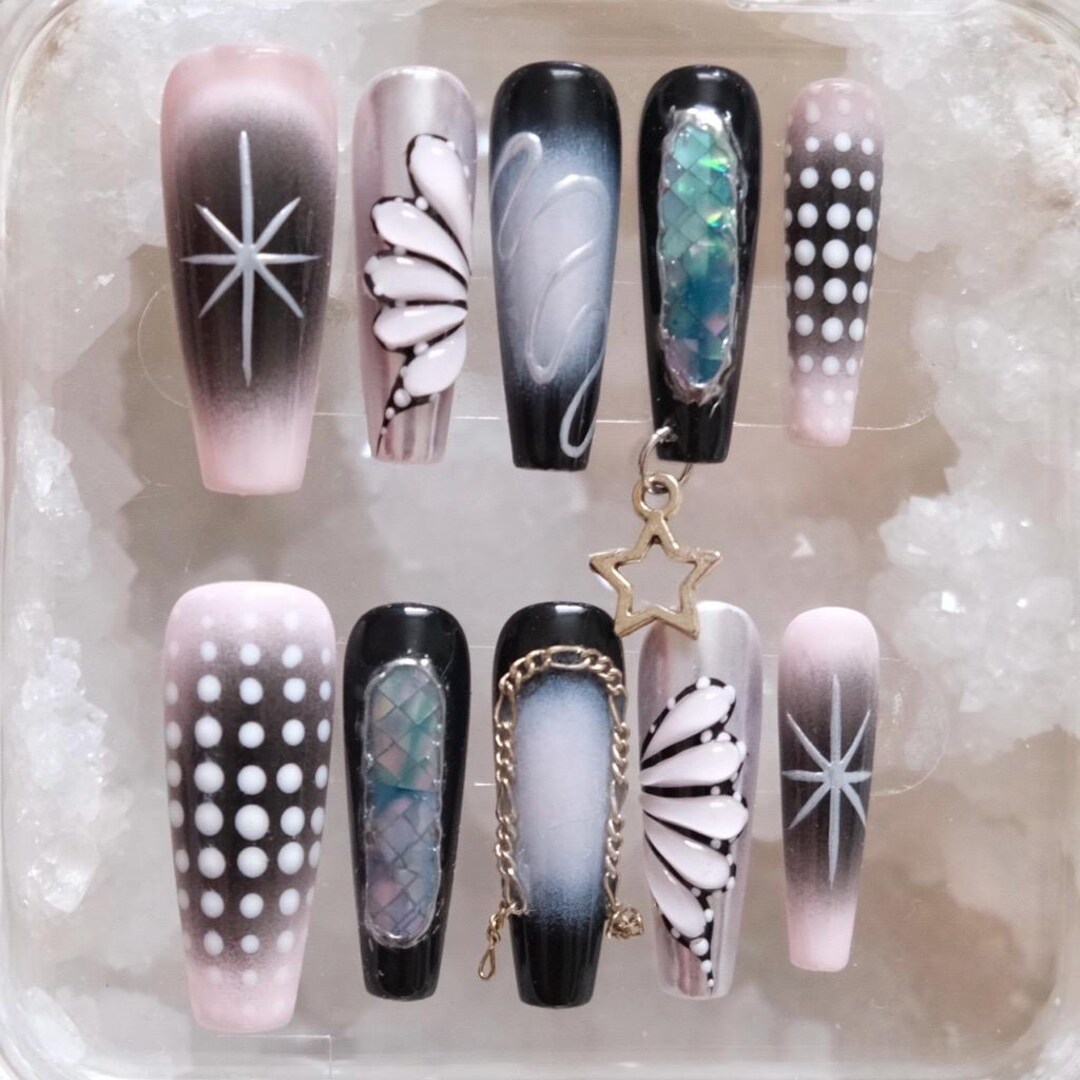 Futuristic Cyberpunk Press-on Nails | Galaxy Star Y2K Nails | Chrome ...