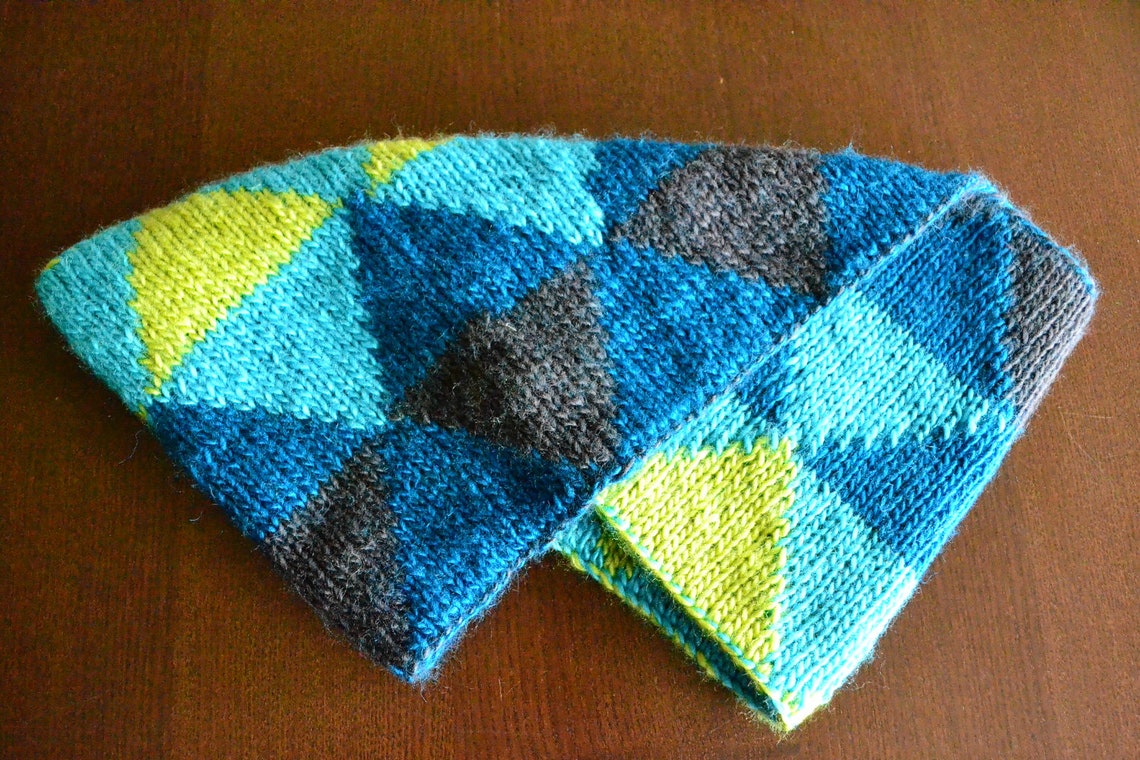 Honors Geometry Cowl Knitting Pattern by Katie Canavan - Etsy