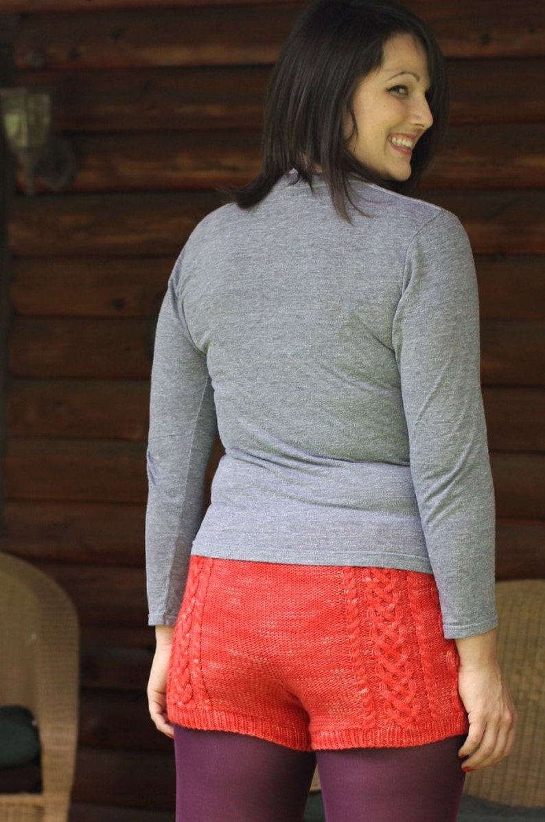 Bombshell Shorts Knitting Pattern by Katie Canavan - Etsy
