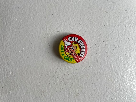 1960s comic weirdo buttons pin set - Gem