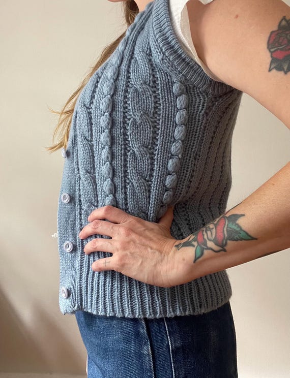 1980s 80s blue cable knit acrylic sweater vest - Gem