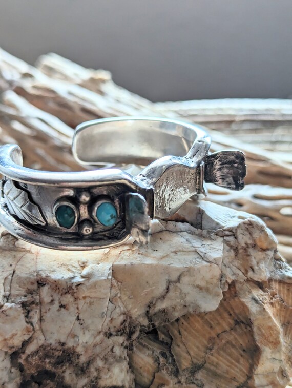 Southwest design silver cuff - Gem
