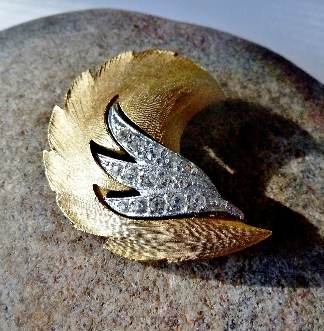 J J Feather Brooch Brushed Gold and Rhinestone Pin Vintage Brooch - Etsy