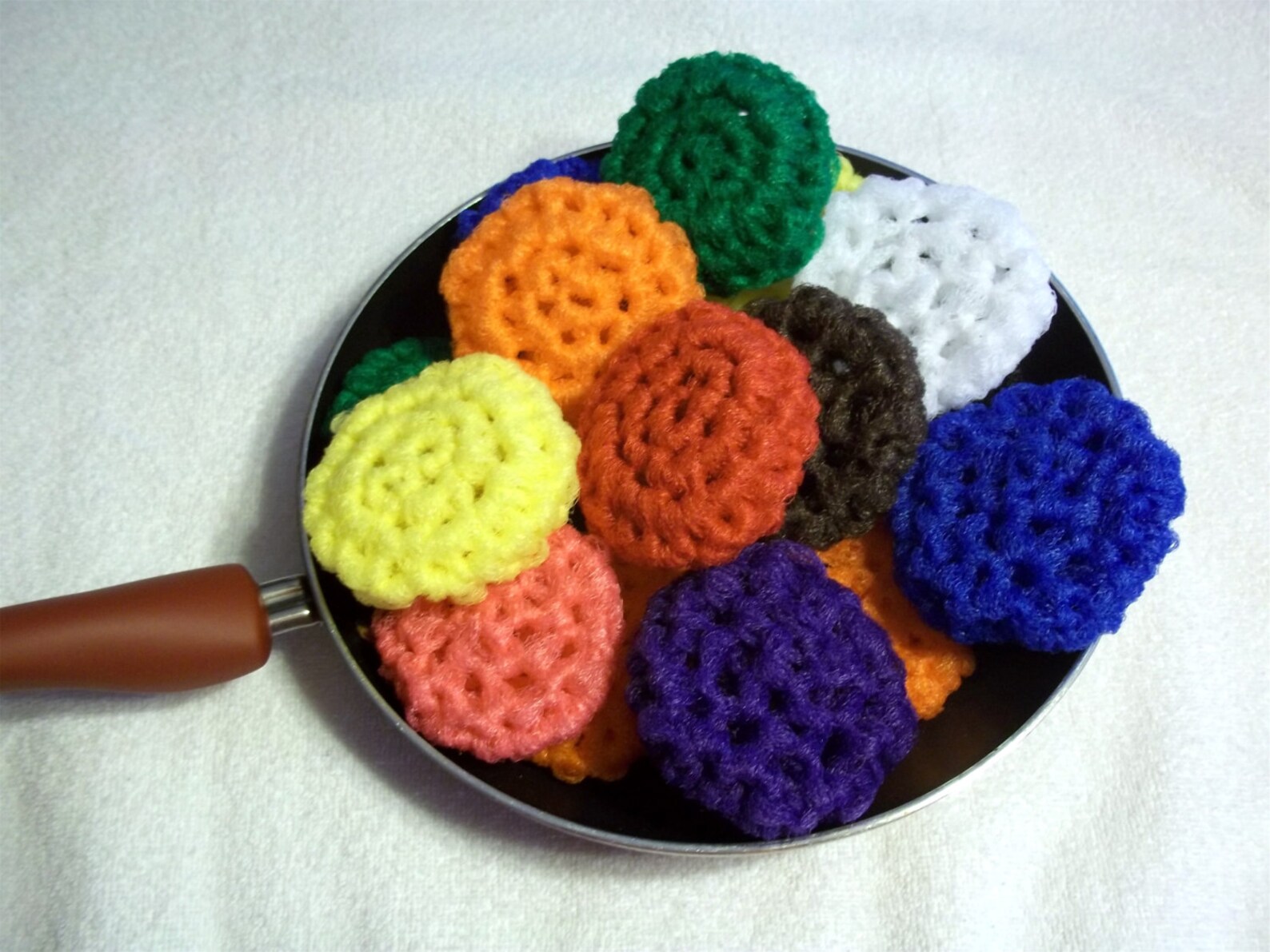 Crochet Kitchen Pot Scrubbers Set of 4 Nylon Pot Scrubbies - Etsy