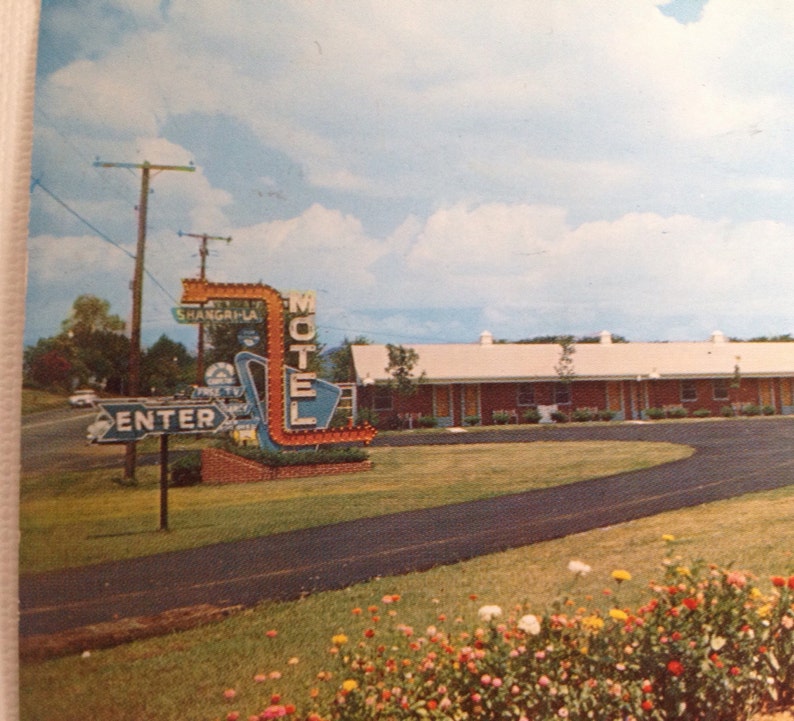 Vintage Postcard Roanoke VA Shangri La Motel 1962 Virginia - Etsy Vintage Postcard Roanoke VA Shangri La Motel 1962 Virginia - Etsy