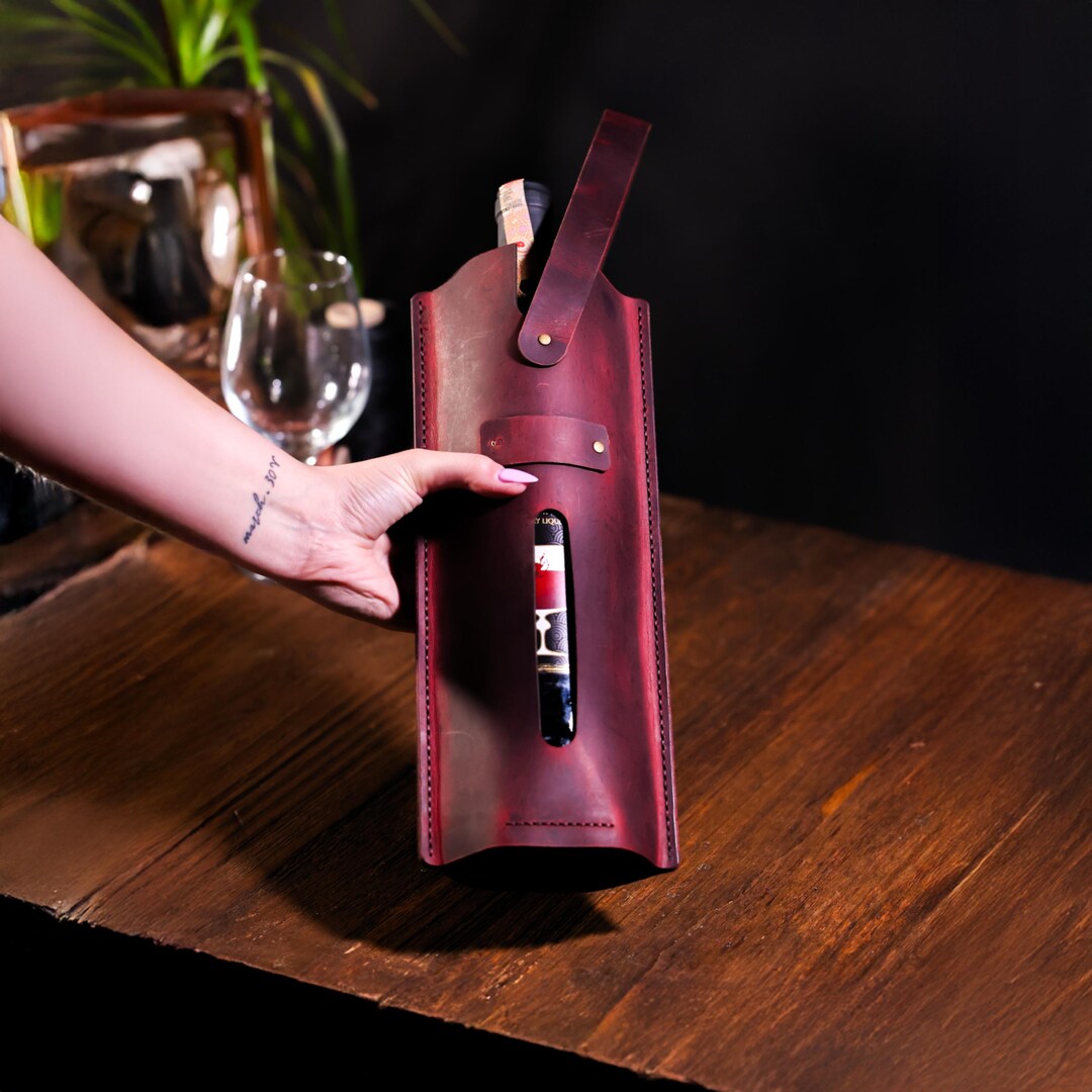 Personalized Wine Carrier, Leather Bottle Bag, Engraved Alcohol Tote - Etsy