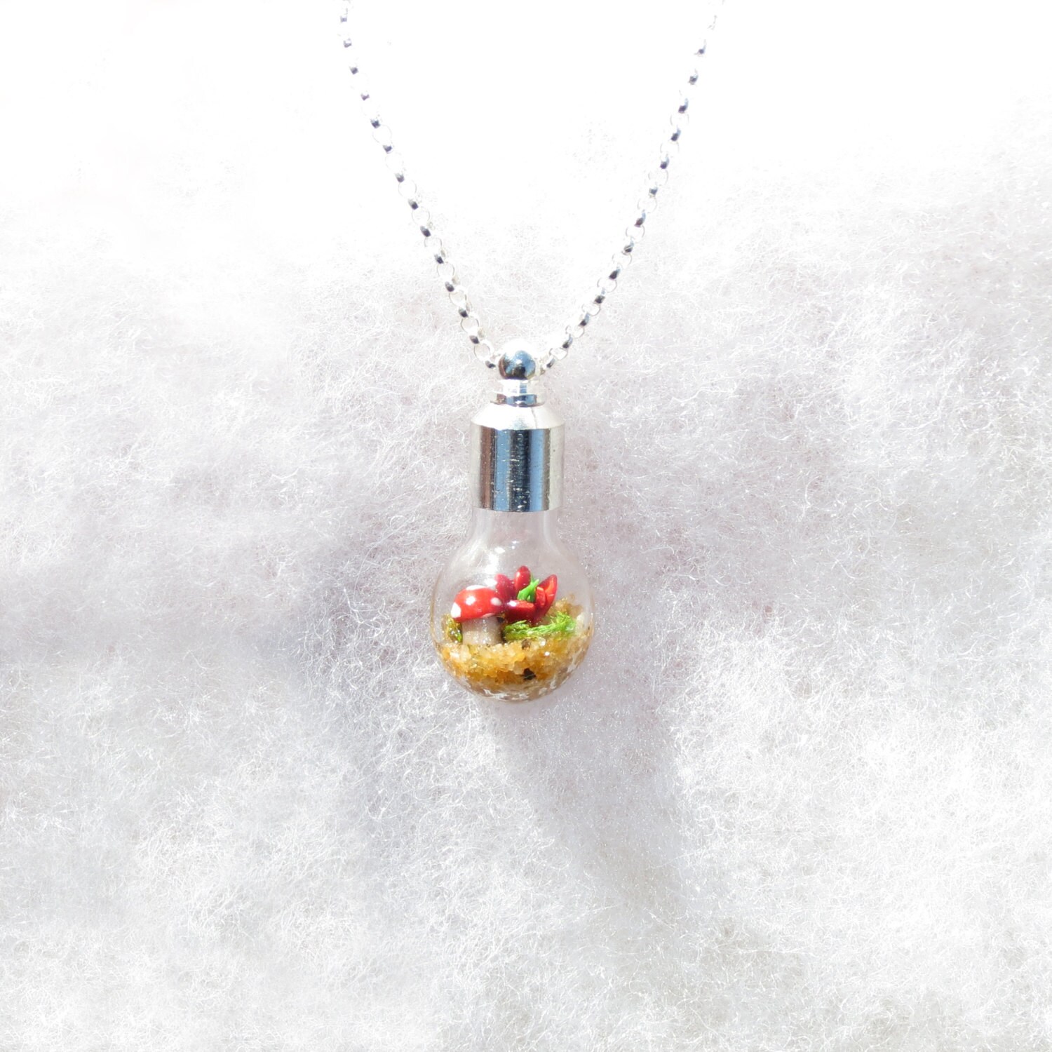 Moss Terrarium, Terrarium Pendant Necklace, Mini Terrarium Necklace ...