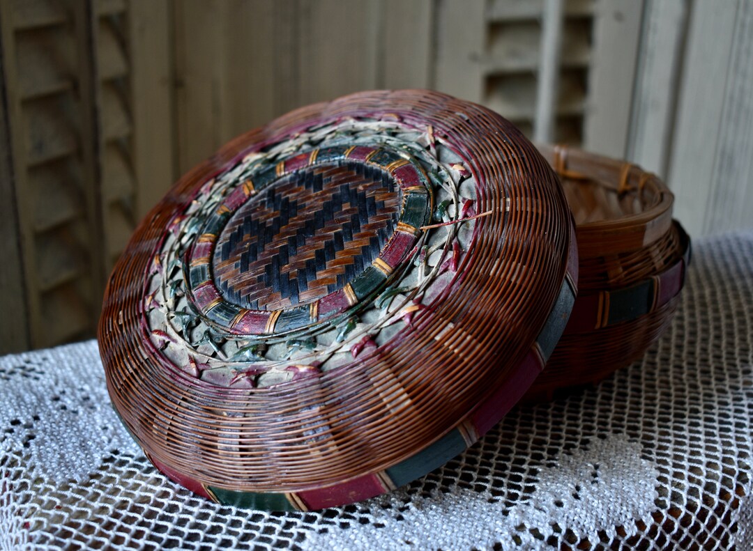 Antique Hand Woven Sewing Basket: Edwardian Mending With Vintage ...