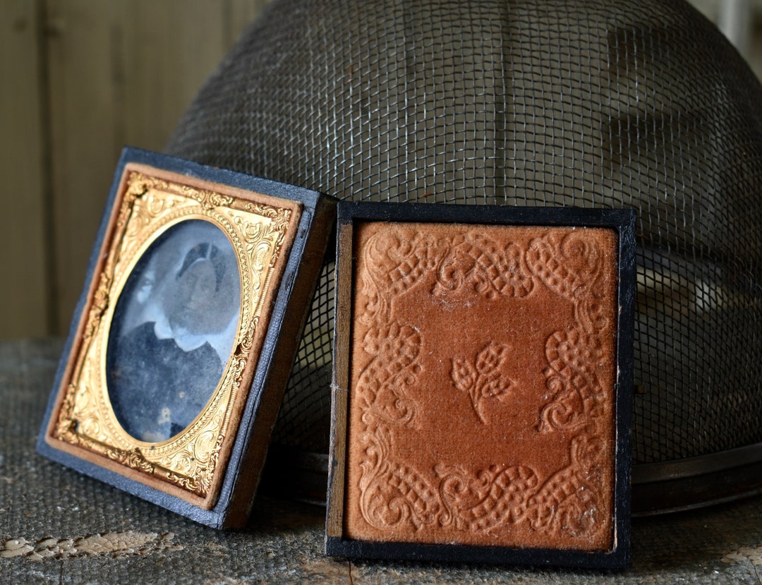Antique Daguerreotype, Mid 1800's, Ambrotype, Tintype, Melainotype, or ...