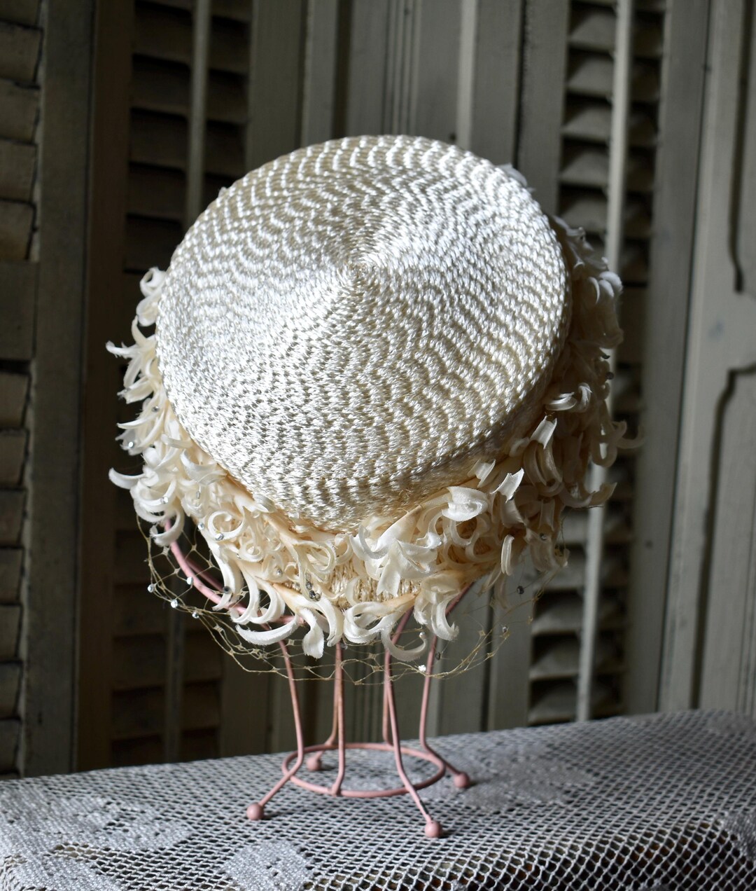 Vintage Woven Hat, Classic 1950's Cream Hat, Encircled With Frilly ...