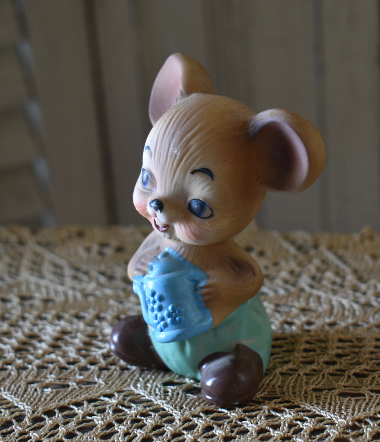 Vintage Lefton Doc Martin Mouse Mouse With Tea Pot Adorable - Etsy