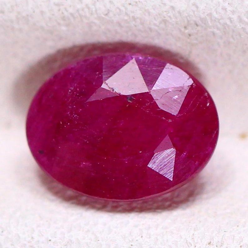 Natural Ruby Gemstone: 1.13 CT Oval Cut, Madagascar Origin - Etsy