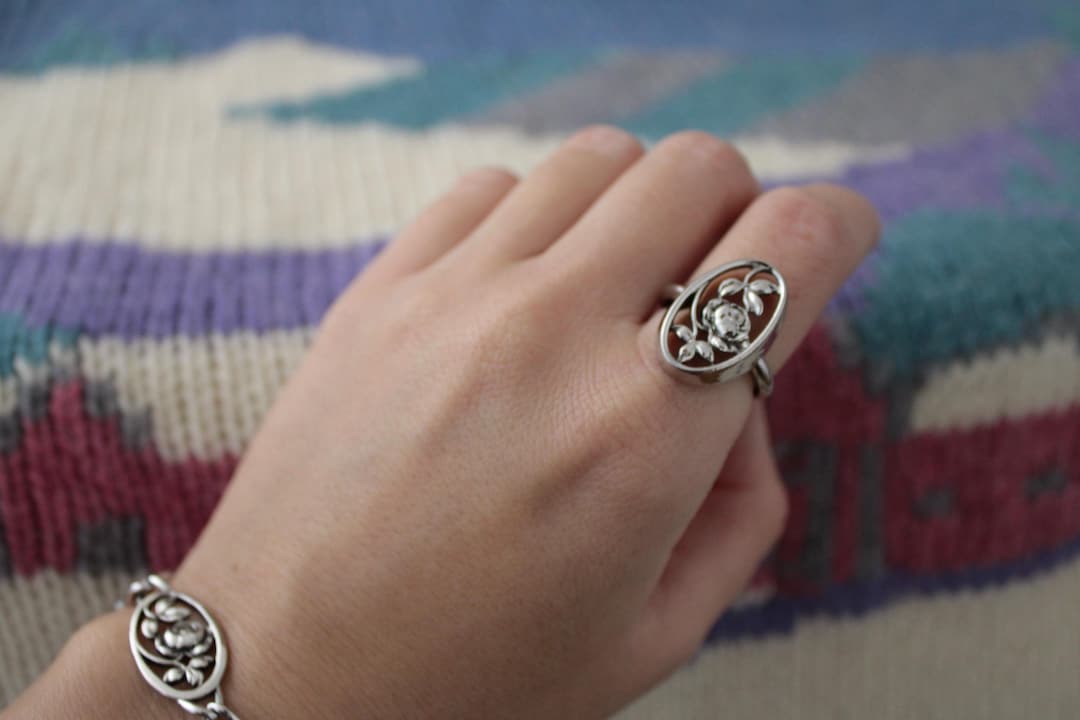 Avon Roses Bracelet and Ring Set | Gothic Victorian Romantic Jewelry ...