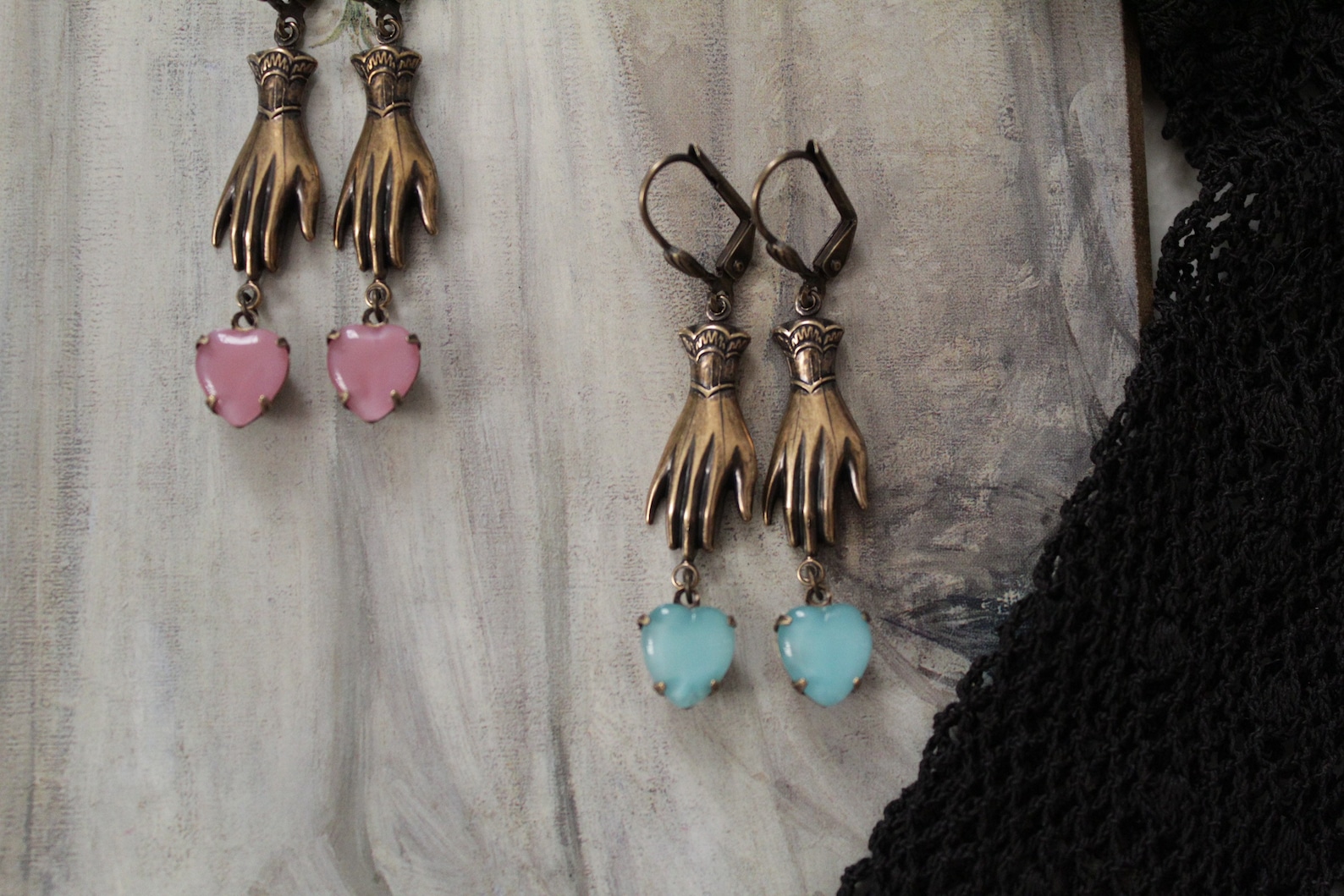 Victorian Hands With Heart Earrings | Gothic Antique Hands Earrings ...