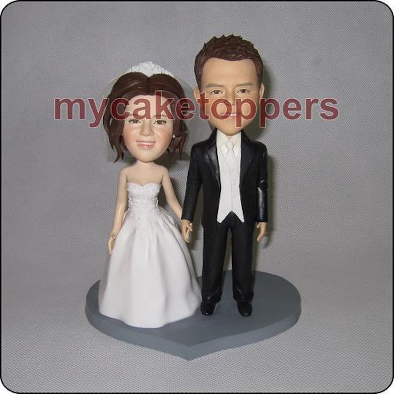 Custom Wedding Cake Topper: Personalized Clay Couple With Flower Arch ...