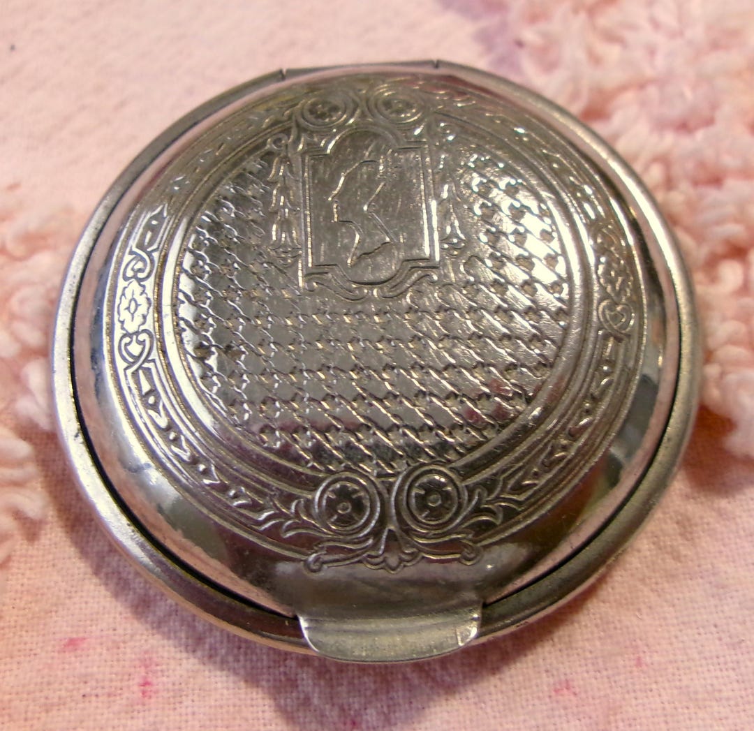 Vintage 1924 Florian and Armand Silverplated Compact - Etsy