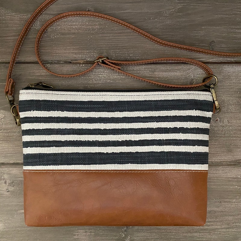 Crossbody Wallet - Etsy