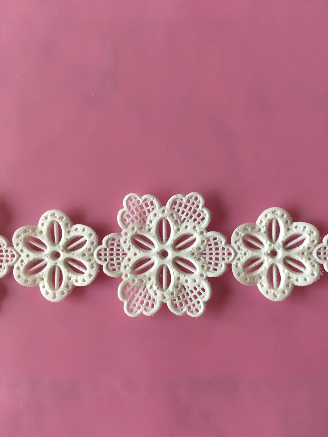Edible Lace, Cake Lace, Sugar Lace, 1” Wide, Flower - Etsy