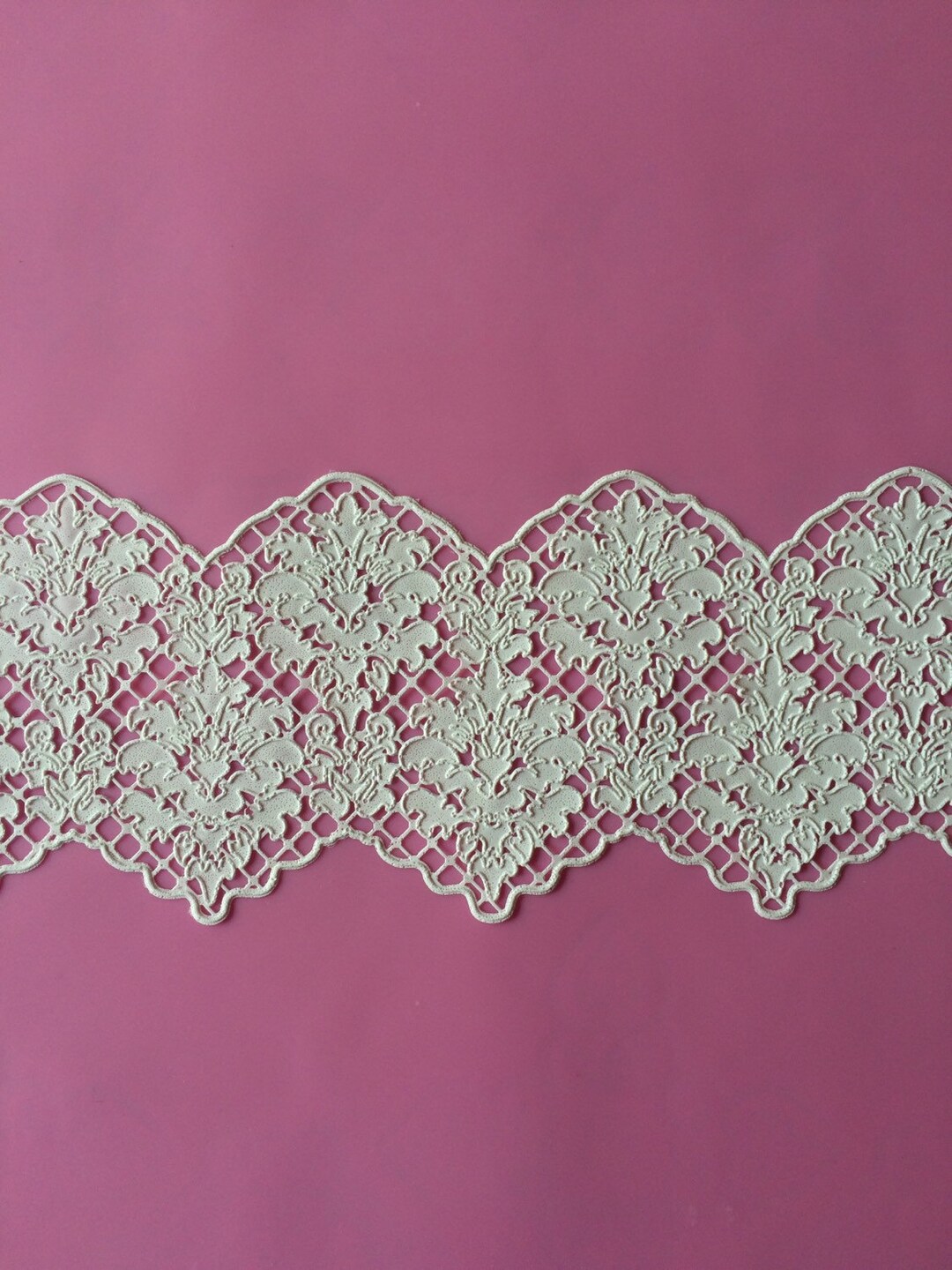 Beautiful Edible Lace in a Romantic "damask" Design - Cake Lace ...
