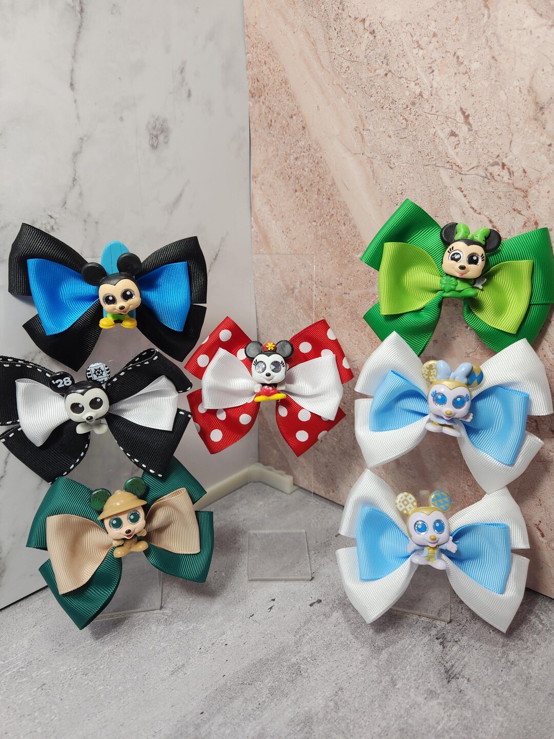 Doorable Mouse Hair Bow: Alligator Clip - Etsy