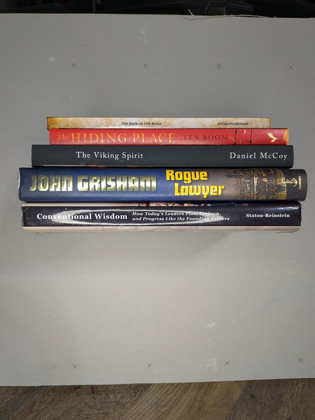 Invisible Bookshelf: 3D Printed Floating Book Display - Etsy