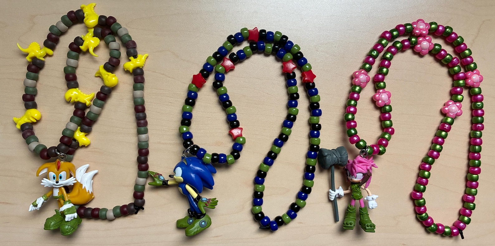 Sonic Kandi Necklace Sonic the Hedgehog Scene Rave Colorful Rainbow ...