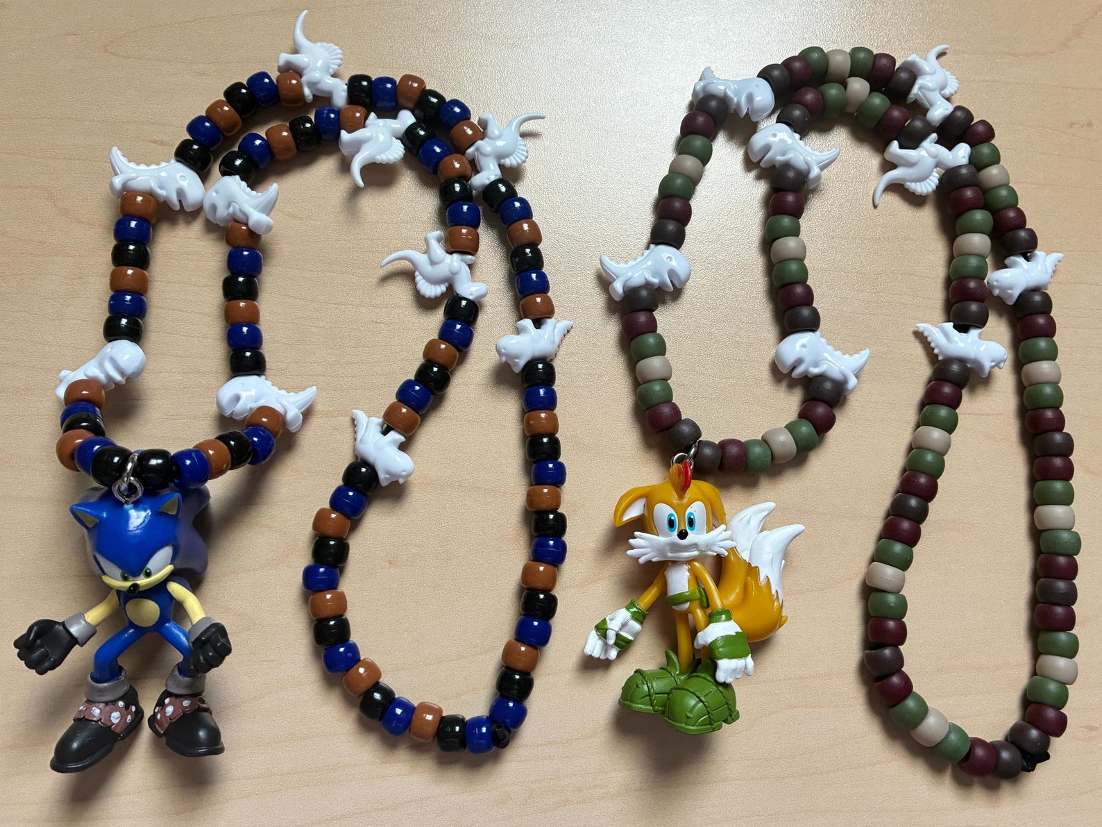 Sonic Kandi Necklace Sonic the Hedgehog Scene Rave Colorful Rainbow ...