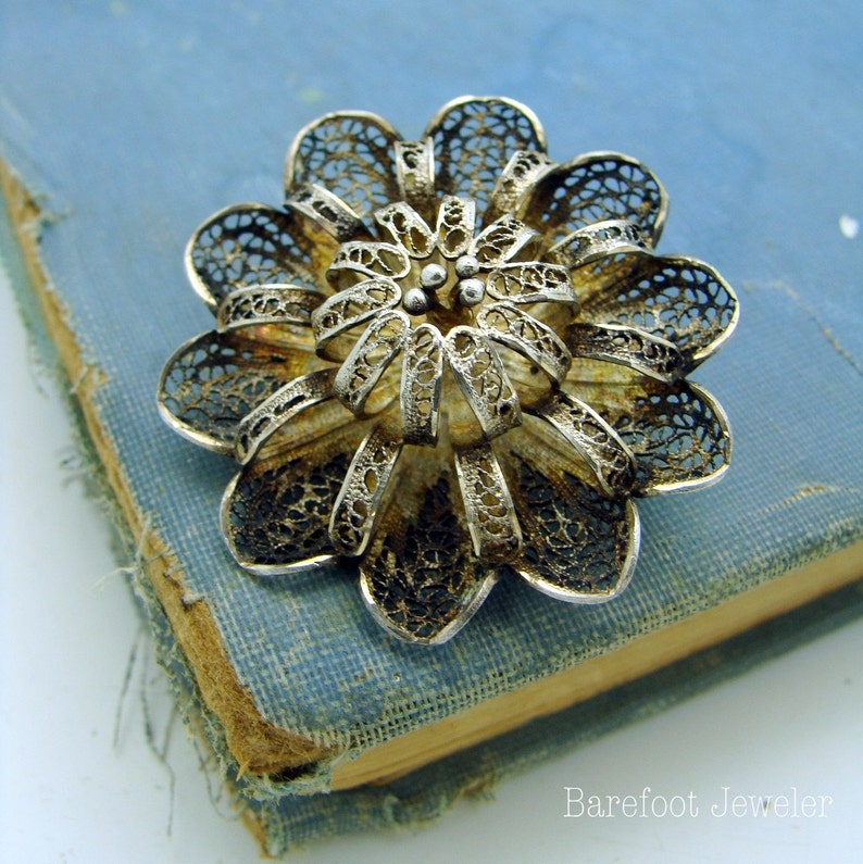 Silver Filigree Flower Brooch - Etsy