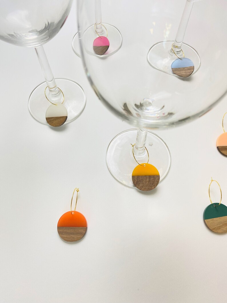 Resin Wood Disc Wine Glass Charm Set Hostess Gift Wine - Etsy