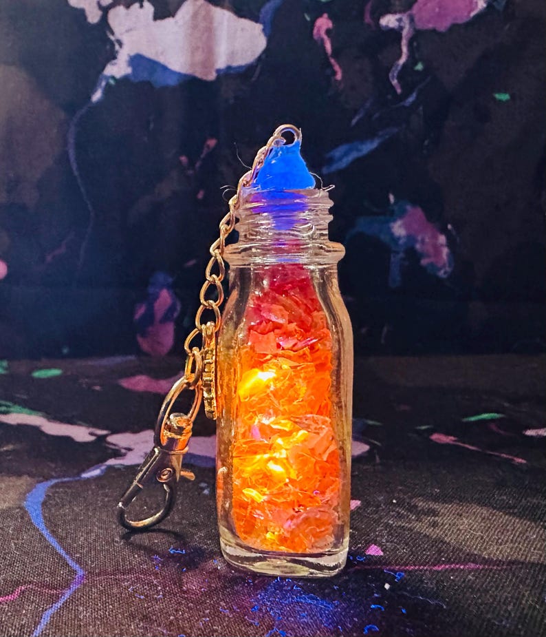 Crushed Uranium/cadmium Glass Mini Bottle Keychains - UV Reactive ...