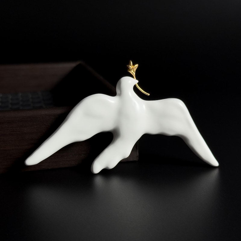 Vintage Peace Dove Brooch - Etsy