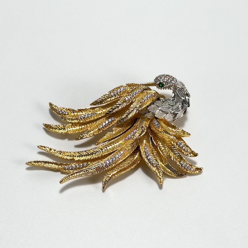 Vintage Golden Crane Brooch: Rhinestone 3D Bird Pin - Etsy