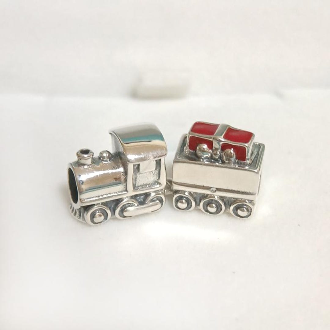 Binodal Christmas Gift Trains Charm Fits Pandora Charms Bracelets ...