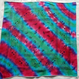 22 Fushia, Turquesa, Verde Lazo Diagonal Teñido Paisley Bandana, BD-57 ...