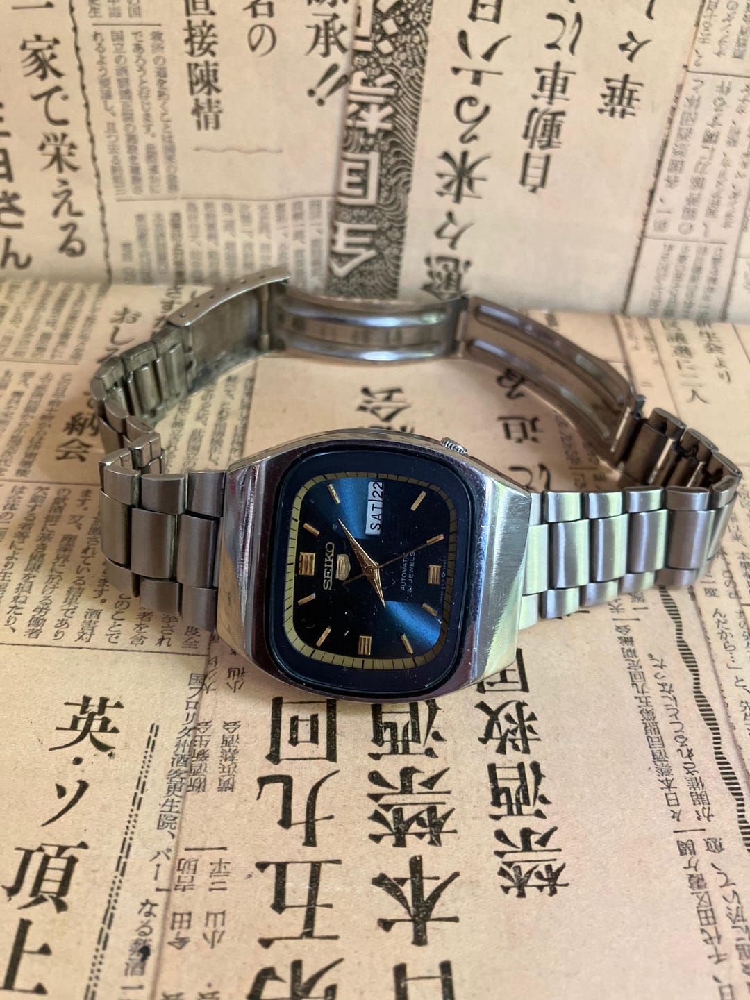 Seiko 5 - 6319 Blue TV Case (1984) - Etsy