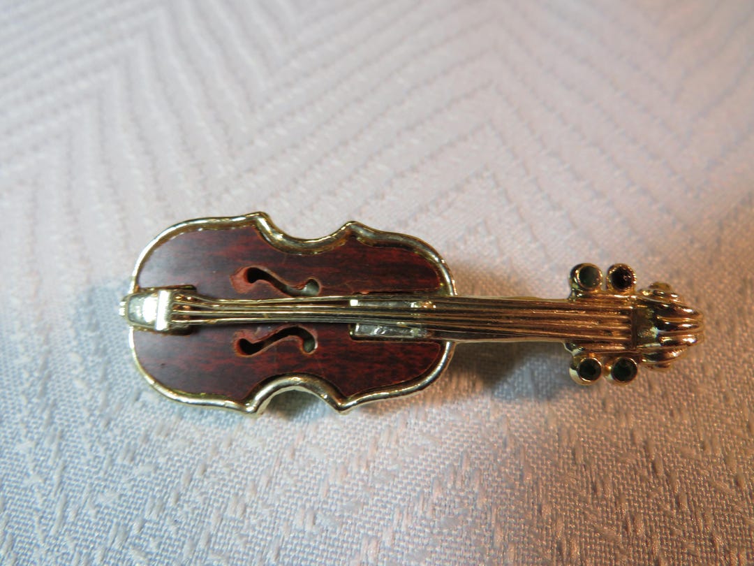 Vintage Guitar Instrument Pin Brooch With Green Rhinestones Wood Look ...