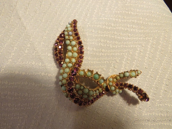 Vintage Kramer of New York Pin Brooch Ribbon Design P… - Gem