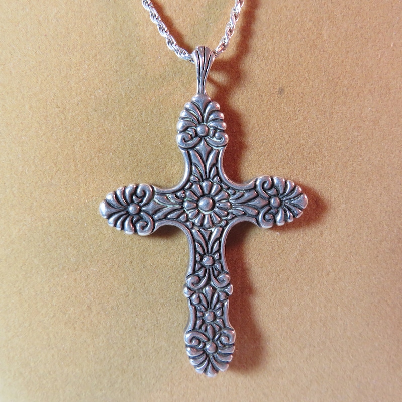 Vintage Cross Necklace - Etsy