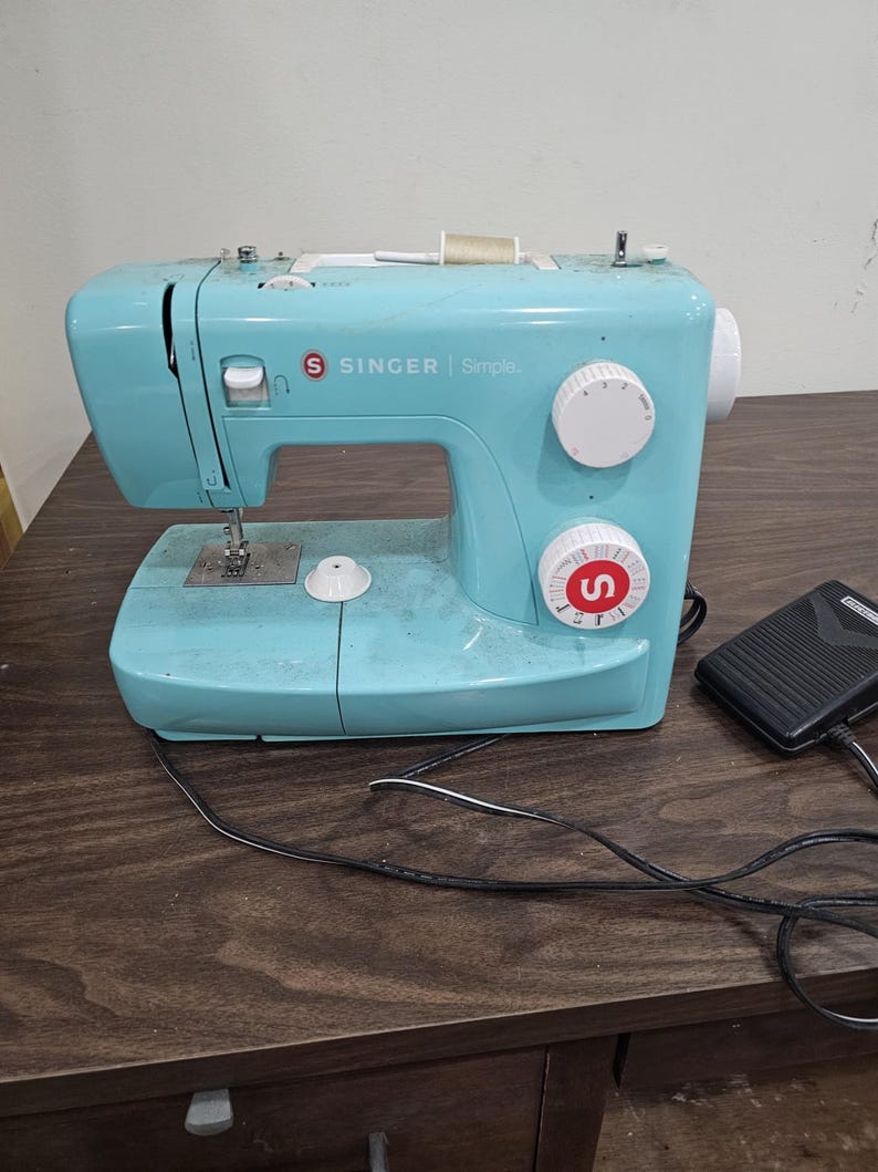 Singer Simple Sewing Machine | Aqua Blue | Compact Electric Sewing ...
