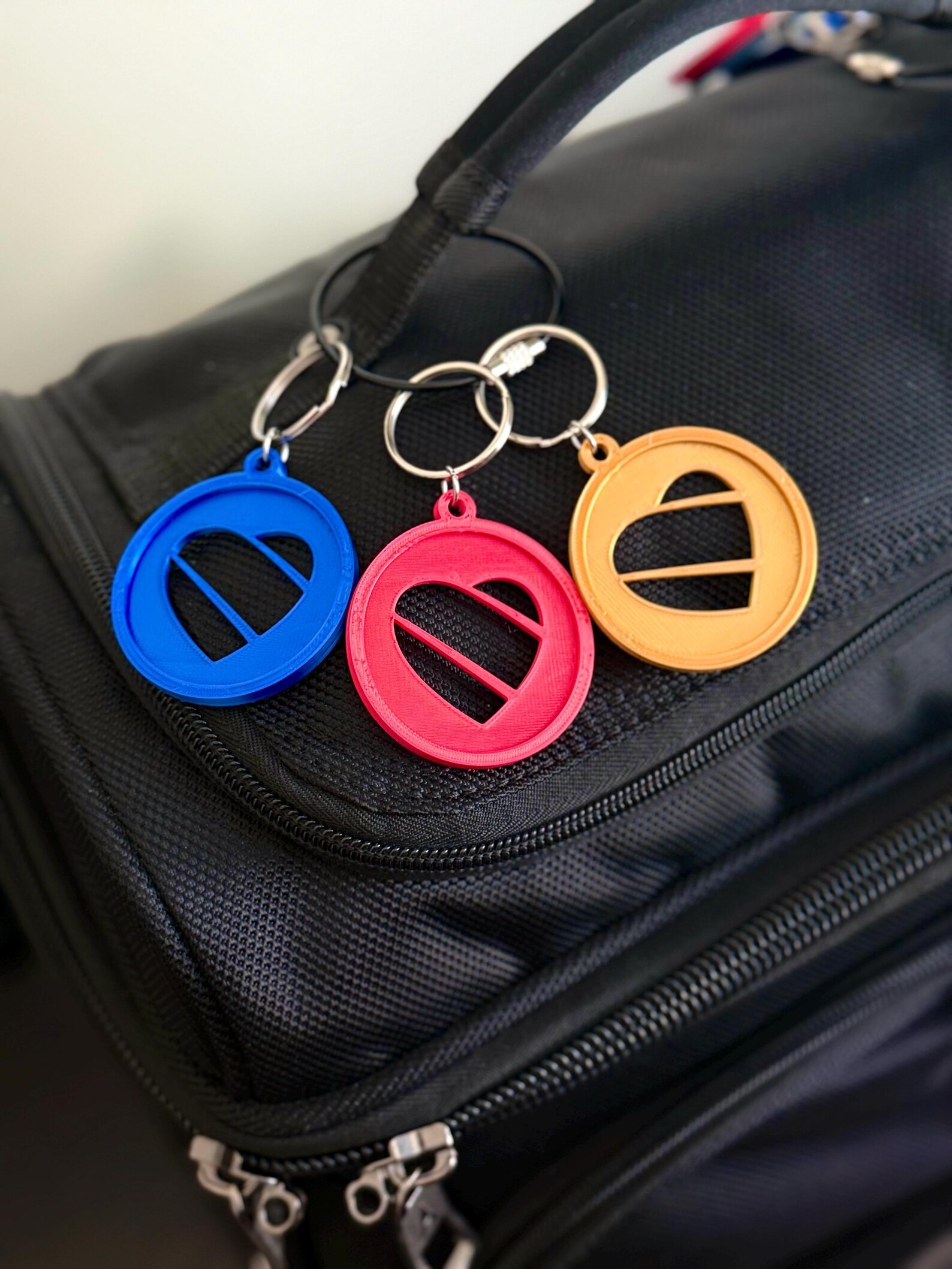 3D Printed Airline Logo Keychain, 2 Pack: Southwest, Delta, United, and ...