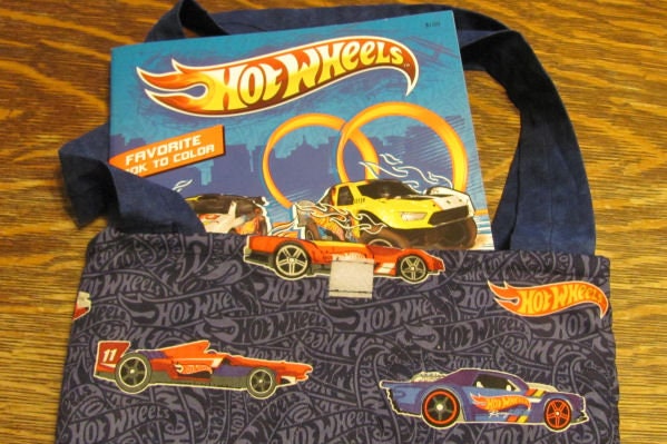 Hot Wheels Crayon Tote Bag With Coloring Book and Crayons - Etsy UK