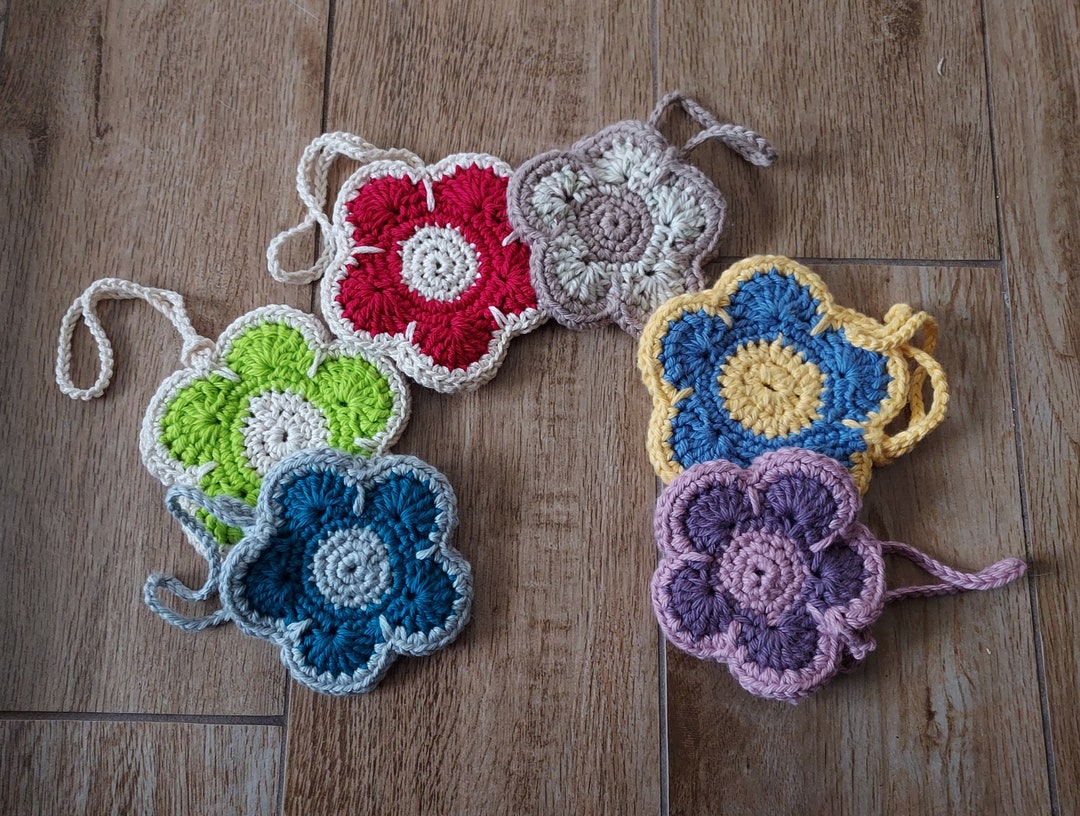 Small Crocheted Flower Pouch, Crocheted Bag Charm, Airbud Pouch - Etsy
