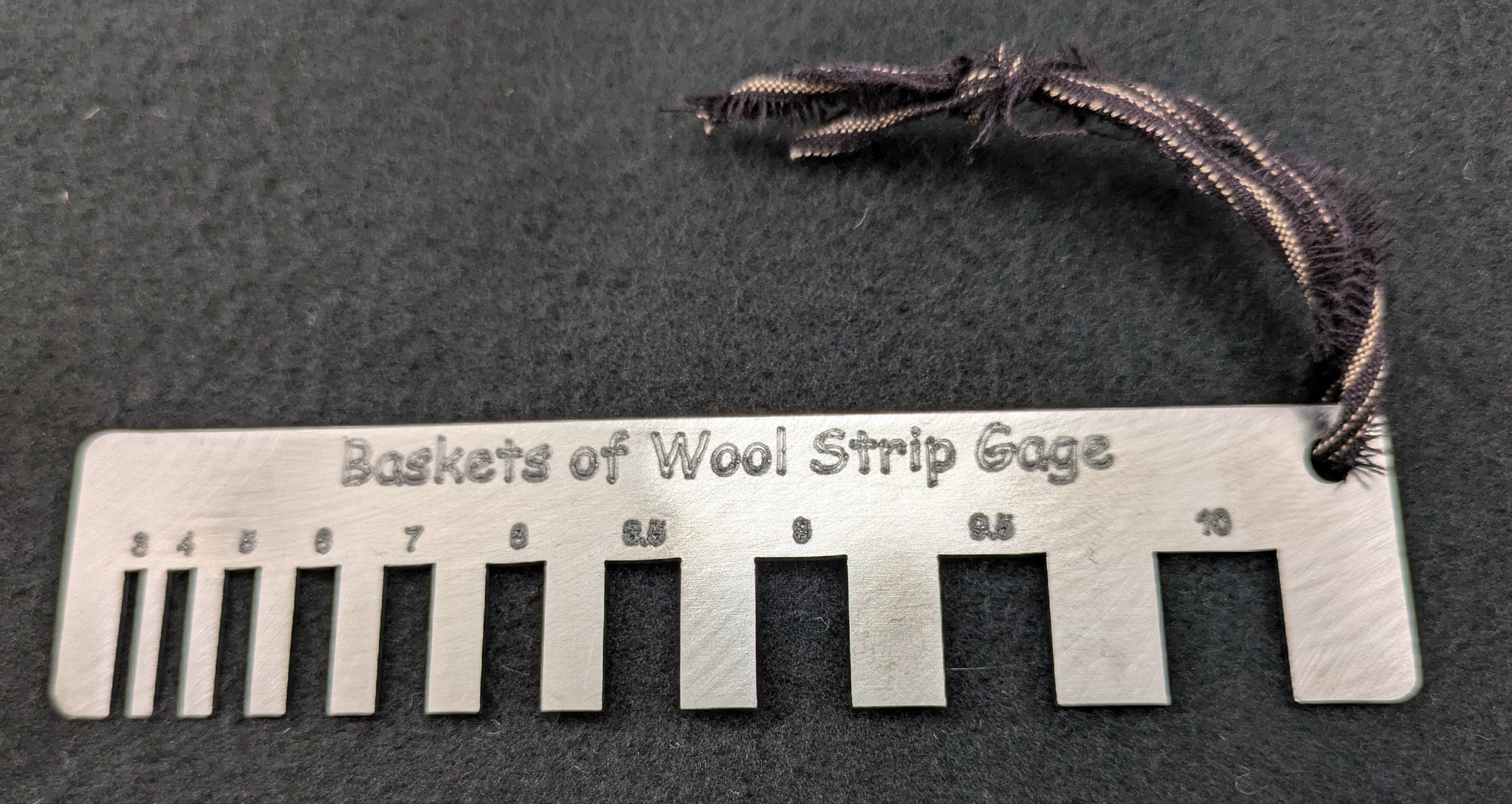 Rug Hooking Strip Gage Sizer for Rug Hooking - Etsy