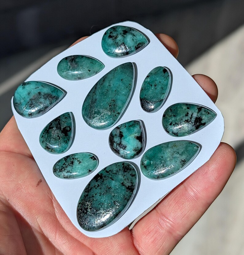 1 Piece Emerald With Hornblende Flat Back Gemstone Cabochon Wire ...