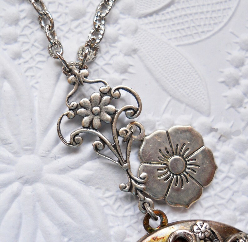 NEW Secret Garden Locket Wren Locket Bird Locket - Etsy